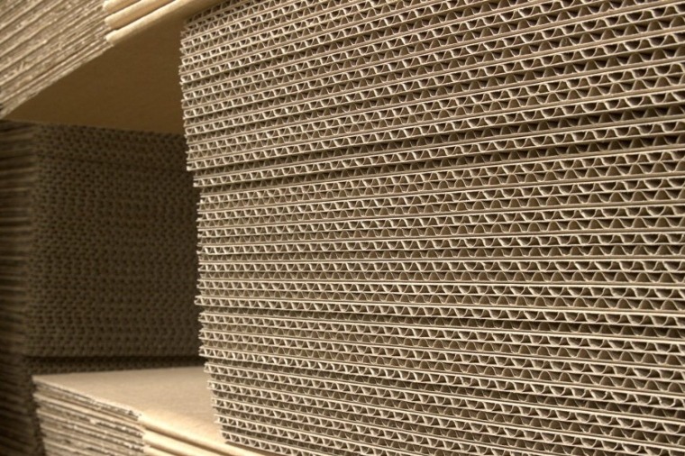 Tipos de grosor de cartón en cajas y cómo escoger el más adecuado